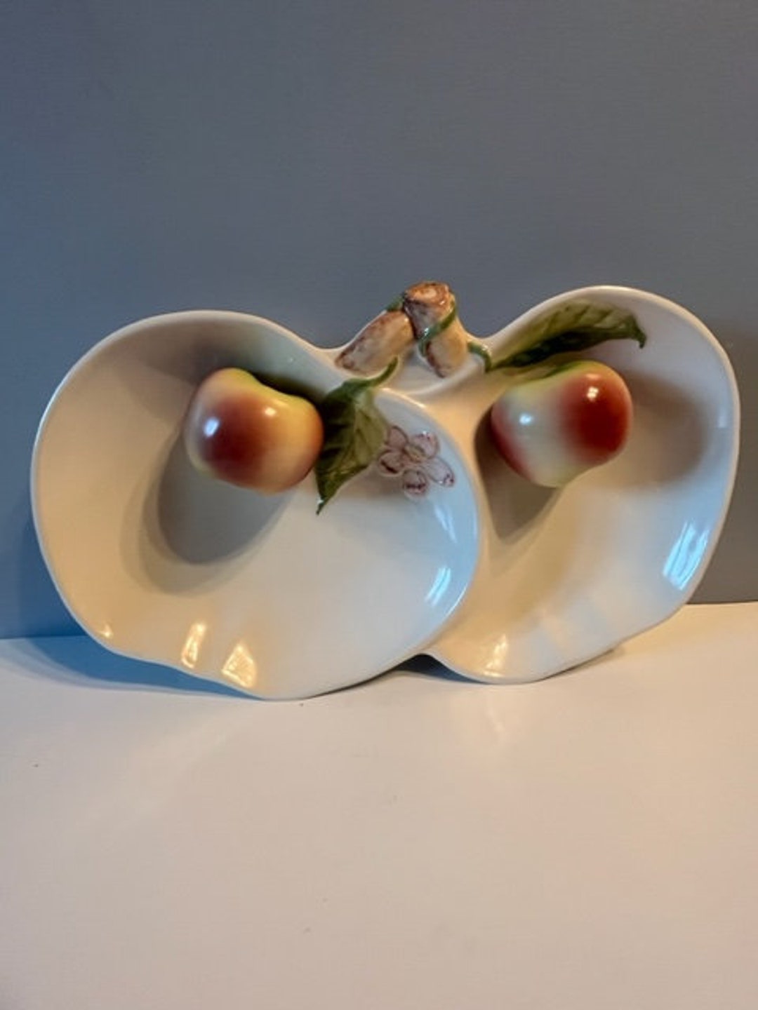 Pottery Ceramic Art Apple Realistic Looking Ceramic Dish Plate Artist ...