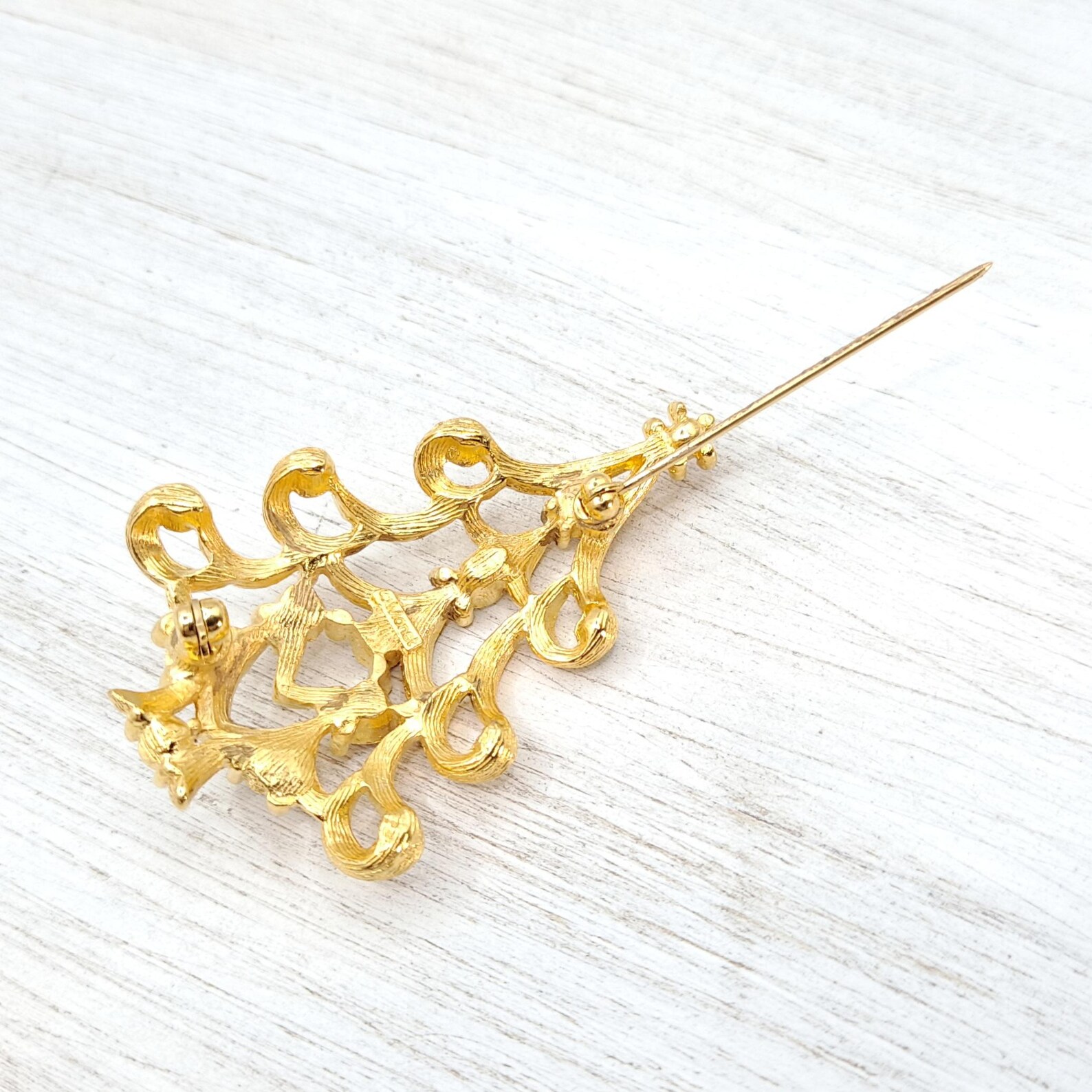 Vintage MONET Goldtone Christmas Tree Brooch: Rhinestone Ornaments - Etsy