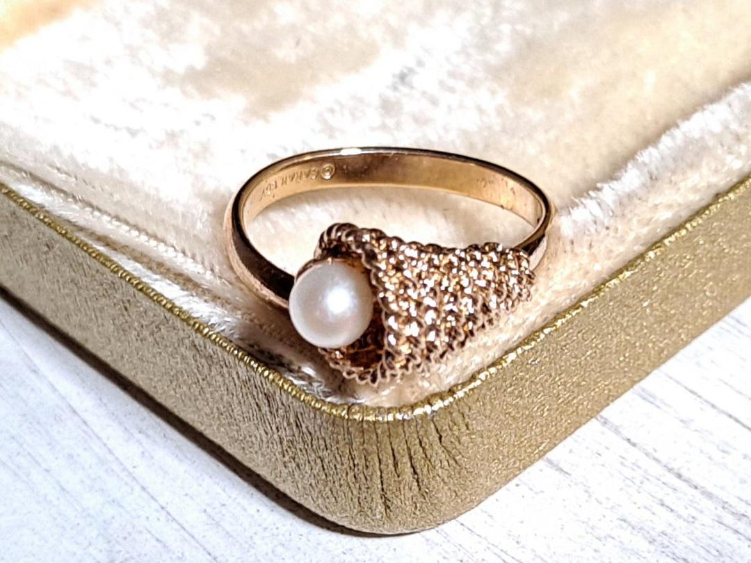 Vintage Sarah Coventry Ring: 1970's Mid Century Goldtone Textured ...
