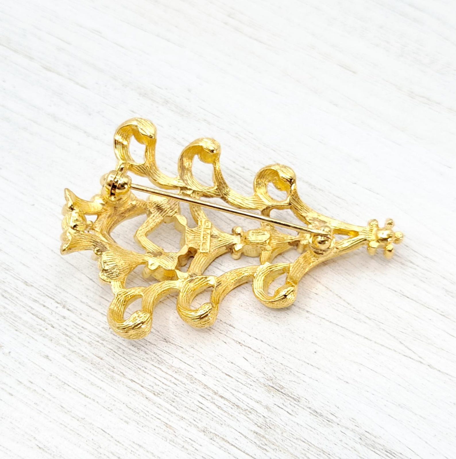 Vintage MONET Goldtone Christmas Tree Brooch: Rhinestone Ornaments - Etsy