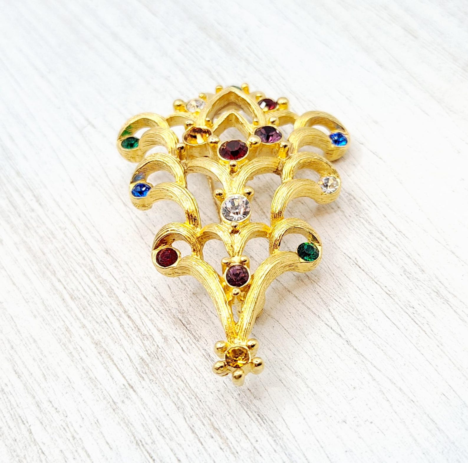 Vintage MONET Goldtone Christmas Tree Brooch: Rhinestone Ornaments - Etsy