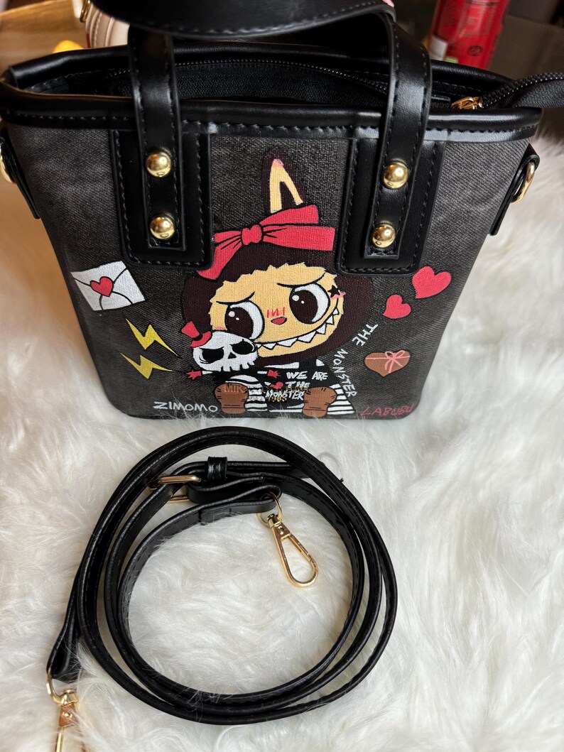 DIY Handmade Outfits With Popmart Labubu and Hand-drawn Lbubu Handbag ...