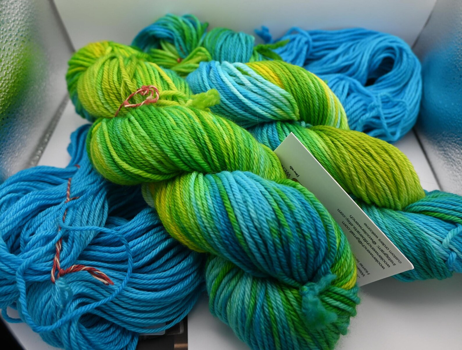 Hand Dyed Variegated Worsted Weight Yarn 100% Superwash Merino - Etsy