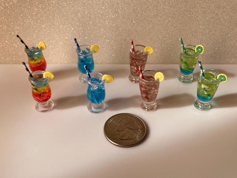 1:6 Scale Miniature Cocktail Drinks = Dollhouse Miniature Drinks - Etsy