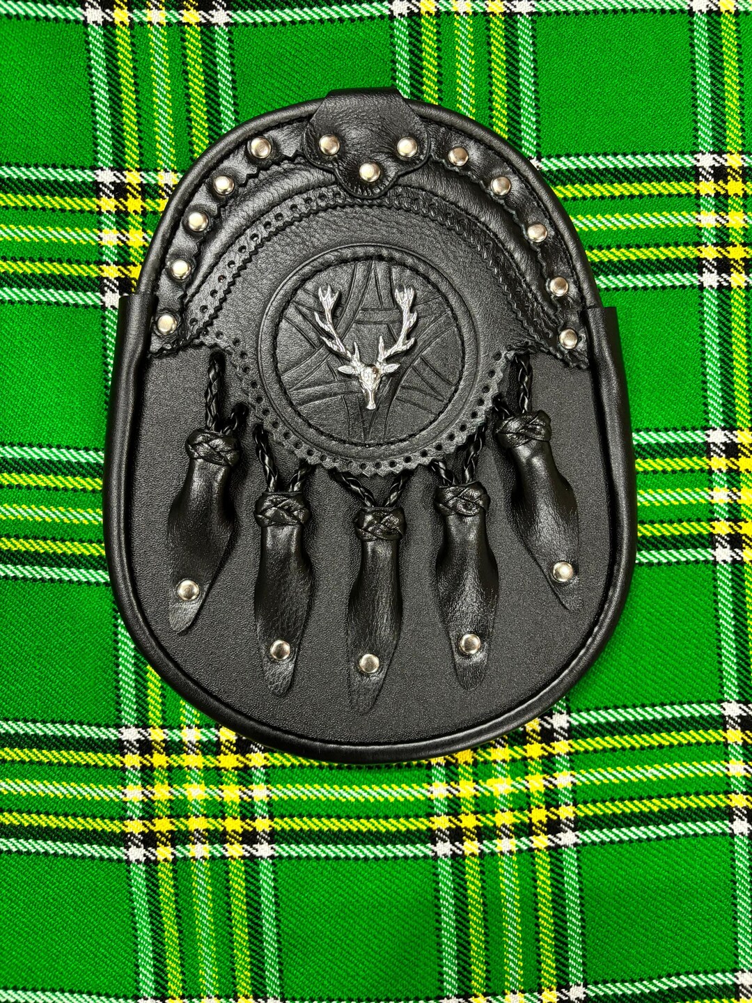 Men's Scottish Handmade Black Kilt Sporran With Stage Head Badge - Etsy