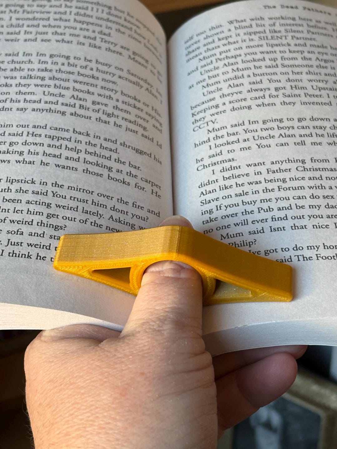 Thumb Holder // Reader Gift // Bookmark // 3D Printed Bookish Gift ...