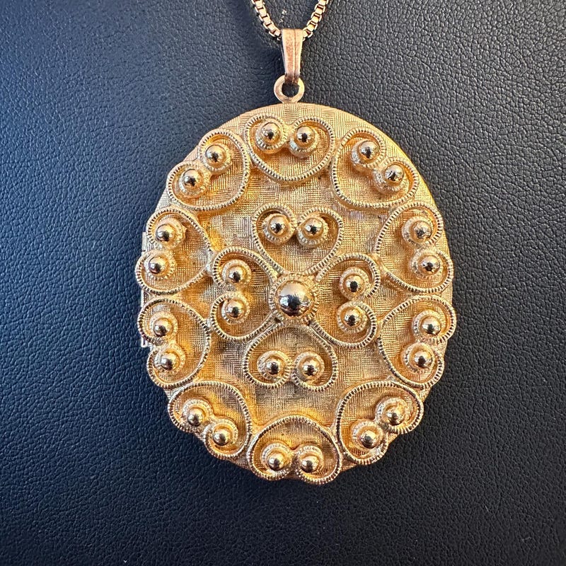 Large Oval Locket - Etsy