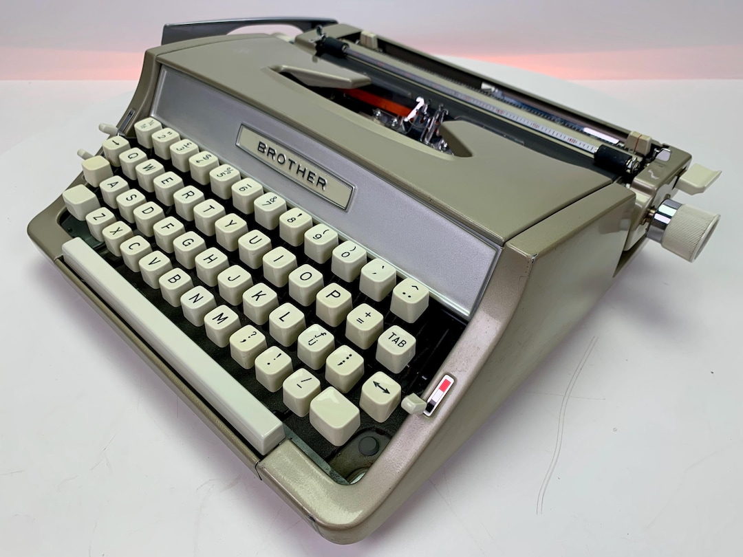 Vintage Typewriter Brother JP1 – 1967 – Champagne Finish - Etsy