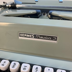 Pristine 1970 Hermes Media 3 Typewriter Swiss Precision, Mint Condition ...