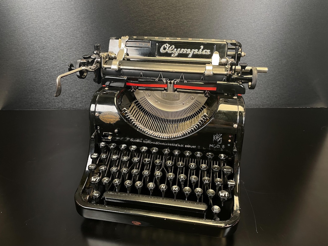 Olympia Model 8 Antique Desktop Typewriter, (serial No. 796952 ...