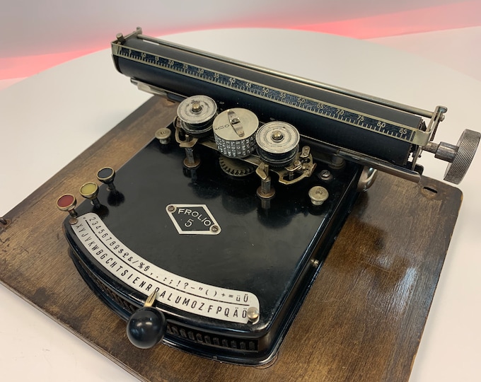 Antique Frolio Model 5 Compact Index Typewriter - 1924 Vintage Charm in ...