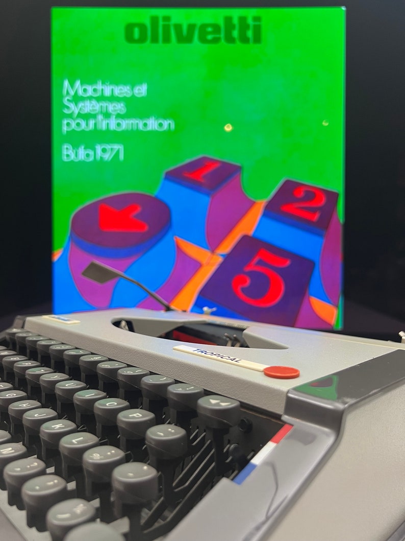 Vintage 1984 Olivetti Tropical Portable Typewriter in Warm Gray A ...