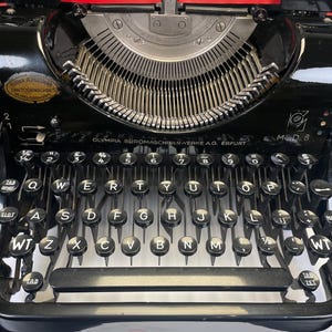 Olympia Model 8 Antique Desktop Typewriter, (serial No. 796952 ...