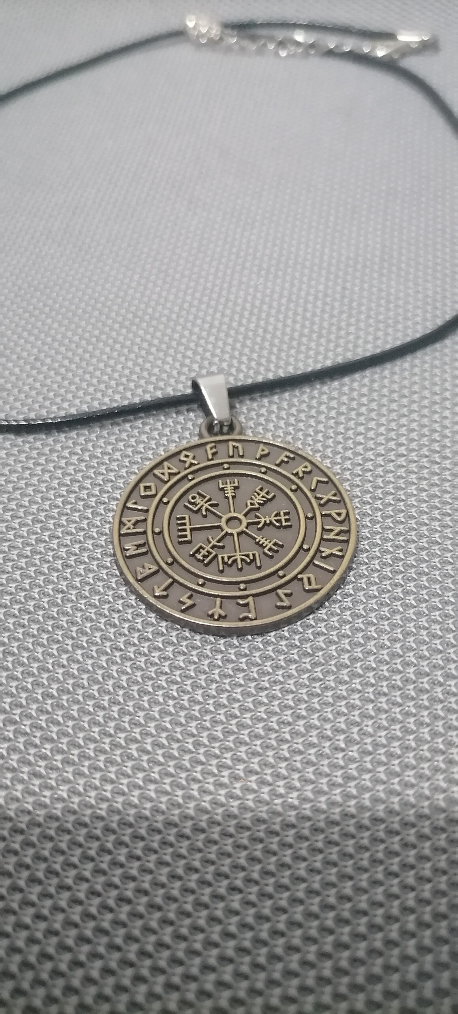 Exquisite Viking Compass, Norse Puaula Disc, Unisex Viking Vegvisir ...