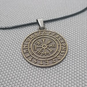 Exquisite Viking Compass, Norse Puaula Disc, Unisex Viking Vegvisir ...