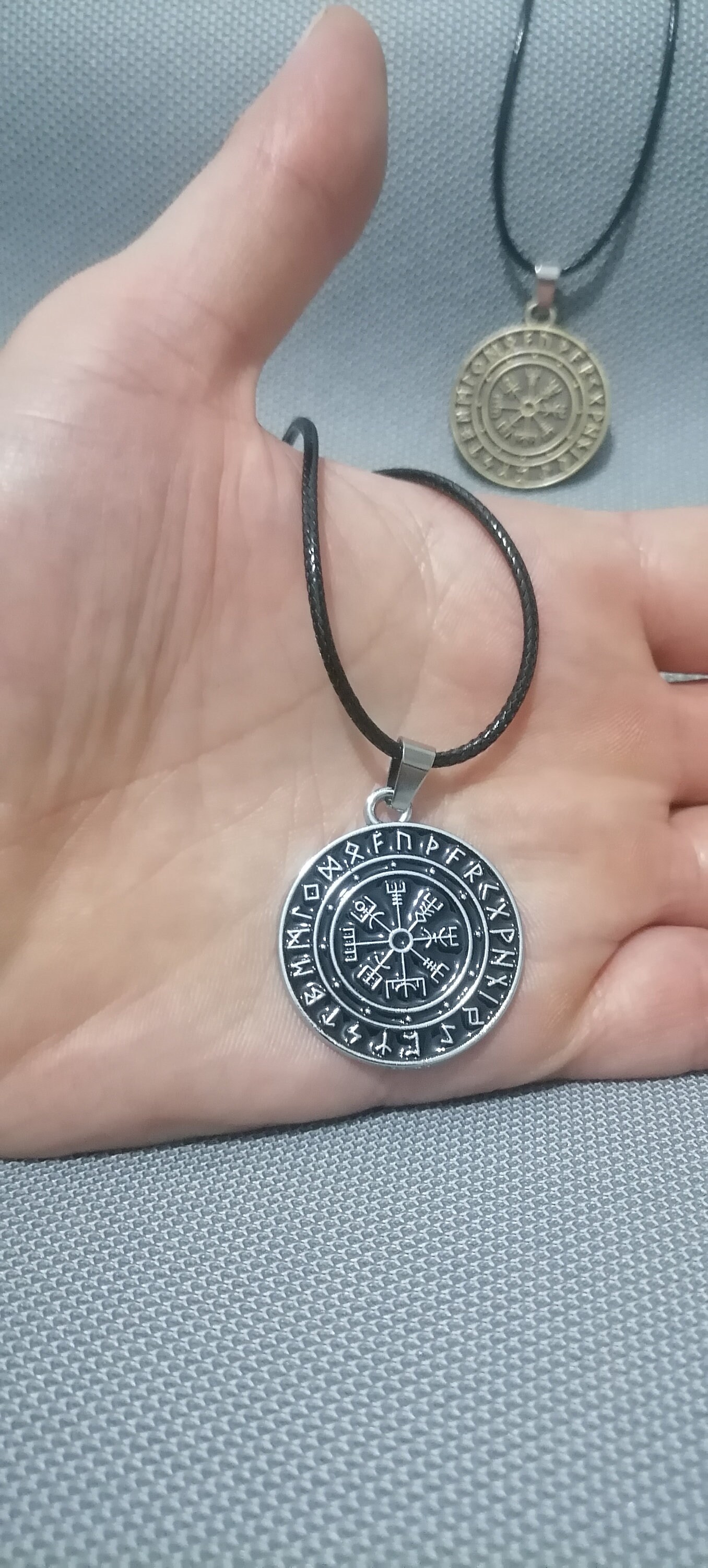 Exquisite Viking Compass, Norse Puaula Disc, Unisex Viking Vegvisir ...
