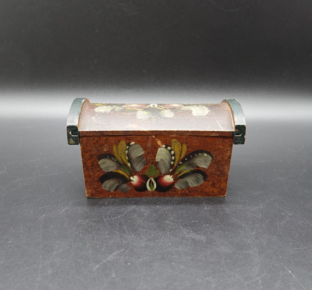 Vintage Alms Chest / Small Wooden Box Hand-painted Early 1900's - Etsy
