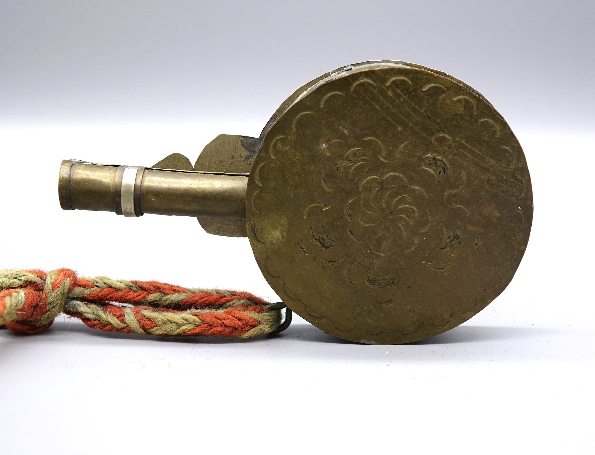 Antique / Vintage Gun Powder Flask in Brass With Rope. Made in North ...