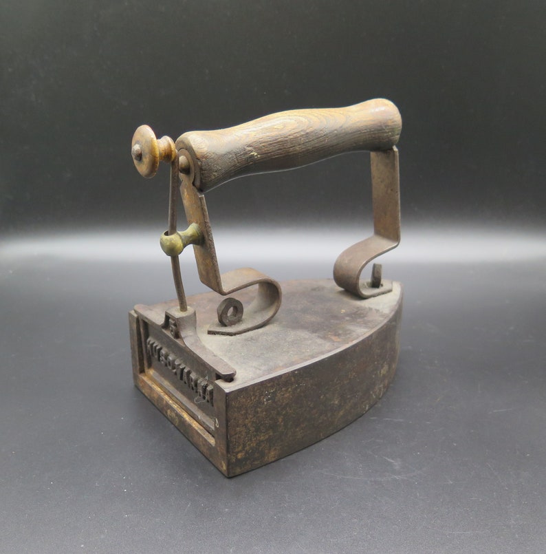 RARE Antique / Vintage Flatiron / Clothes Iron by HUSQVARNA. the No 5 ...