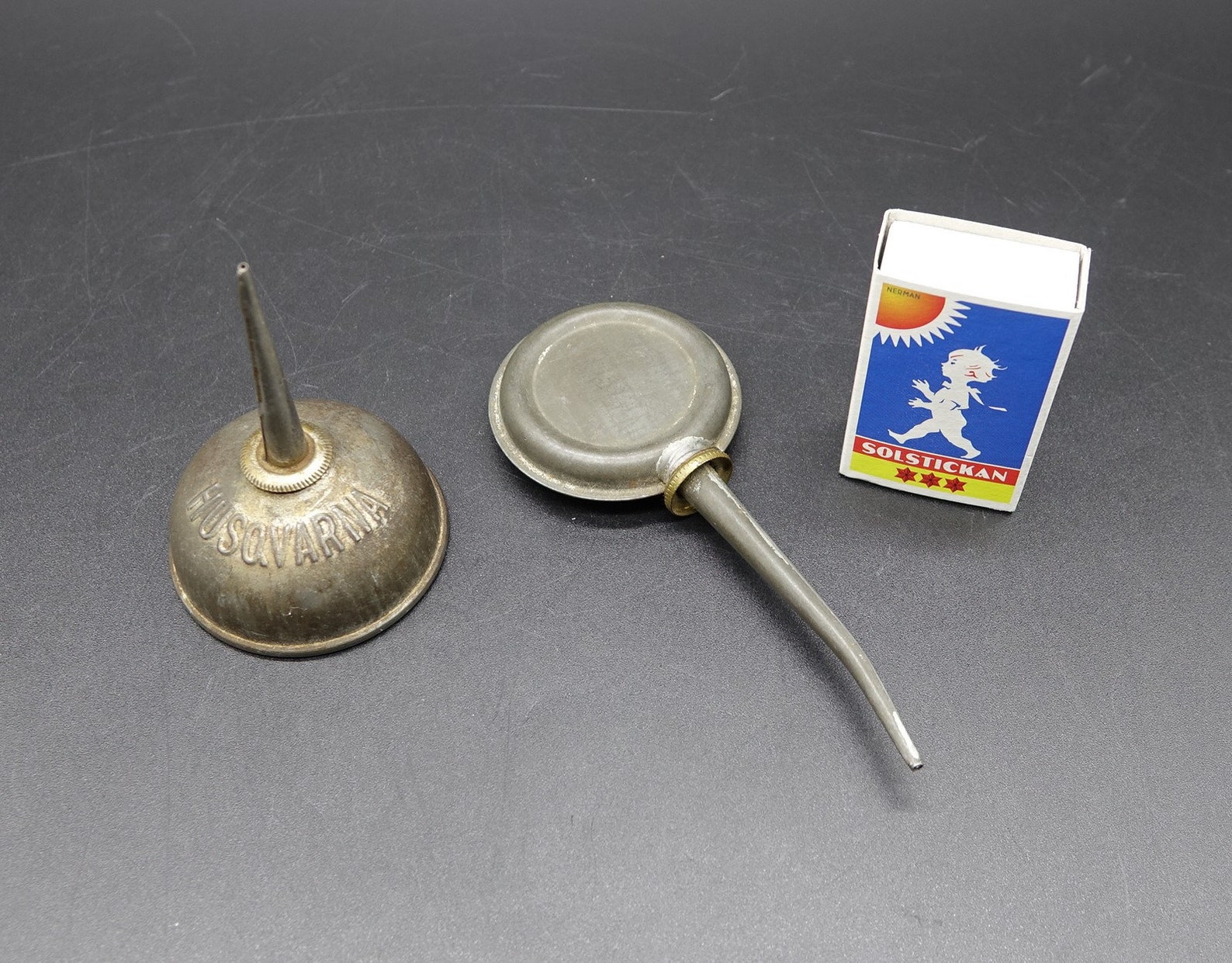 RARE Antique / Vintage Oiler / Oil Can / Oil Dispenser / Mechanic Metal ...