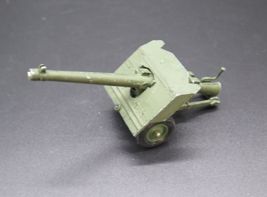 Vintage BRITAINS LIMITED TOY Cannon. the British Anti Tank Gun. Very ...