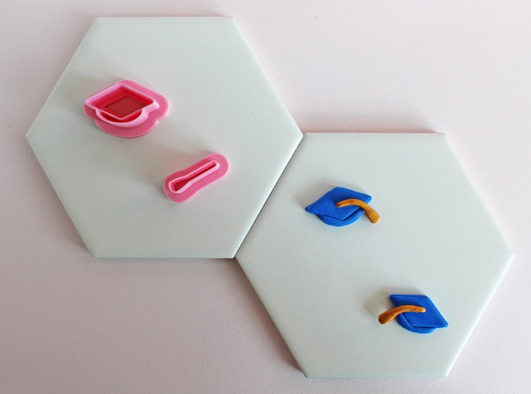 Graduation Cap and Tassel Imprint Clay Cutters 1in, 3D Printed Cutter ...