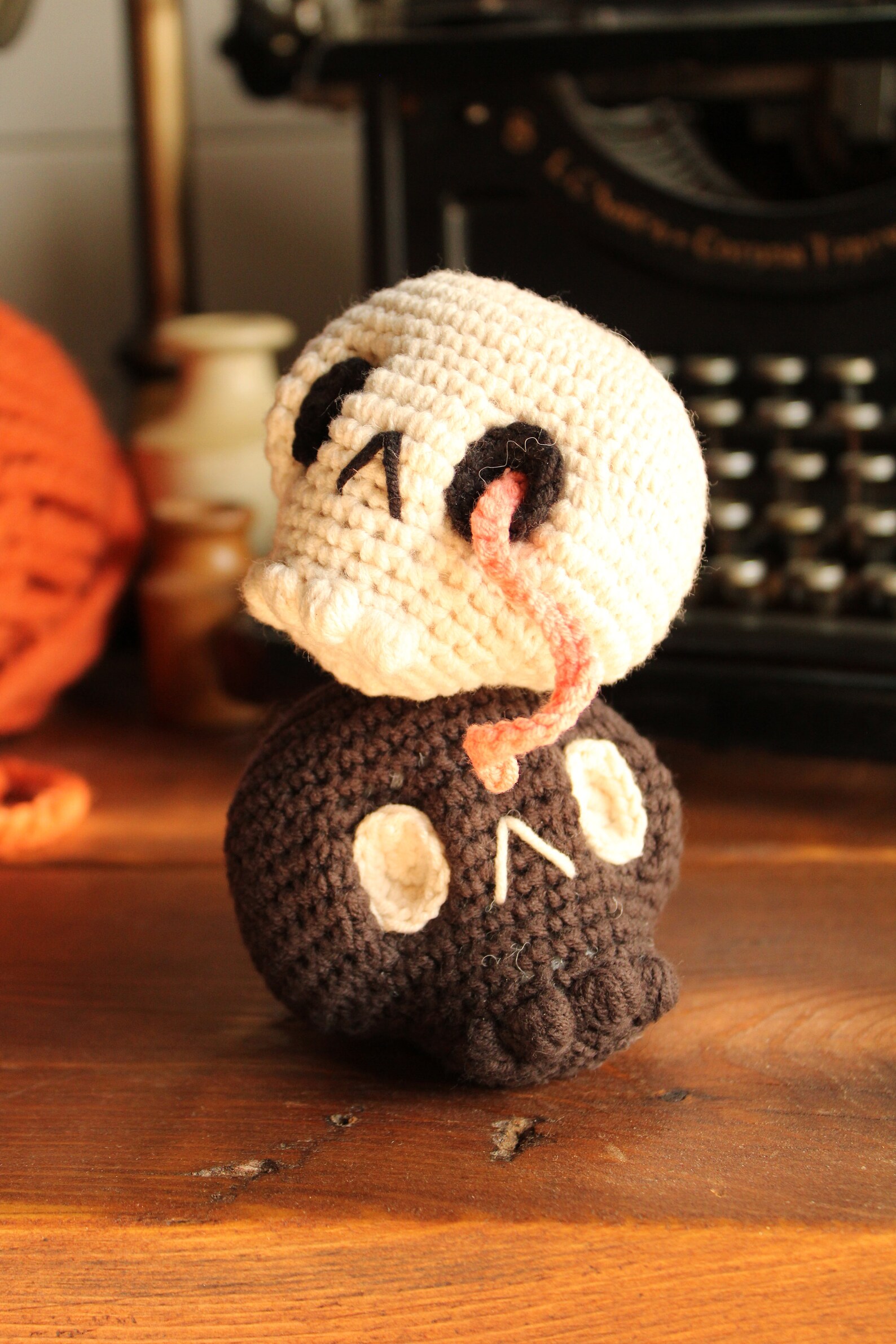 Little Crochet Human Skull Pattern Amigurumi Skull With Worm and ...