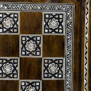 Luxury Arabesque Wooden Chess Set, Islamic Pattern Backgammon and ...