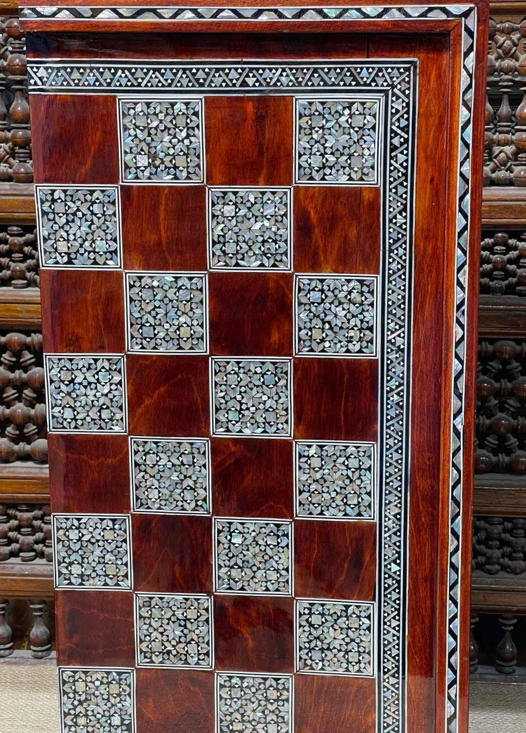 Luxury Mother of Pearl Inlaid Chessboard, Wooden Arabesque Chess and ...