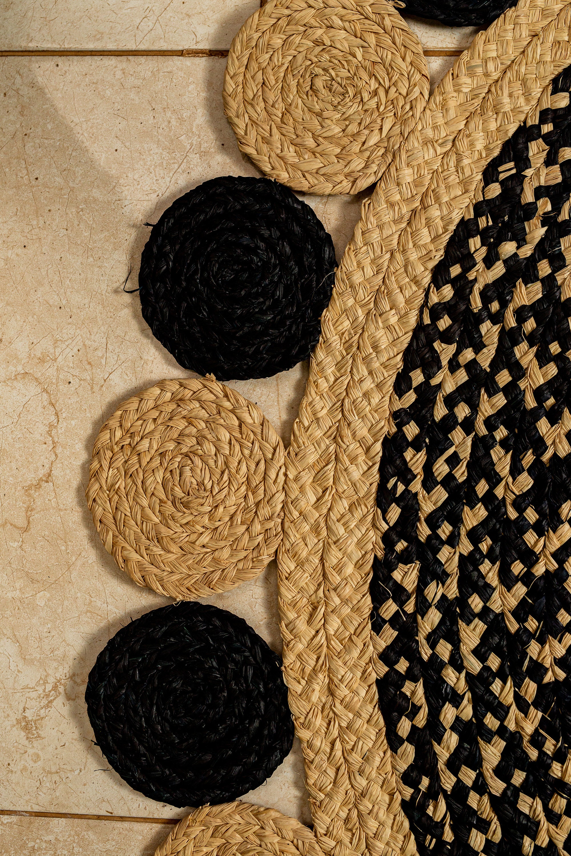 Round Raffia Carpet, Hand-woven, Pure Natural Fibers, Raffia Carpet ...