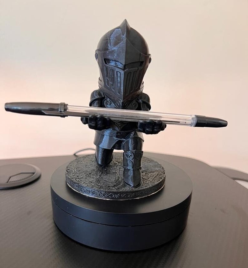 Medieval Knight Pen and Pencil Holder - Etsy
