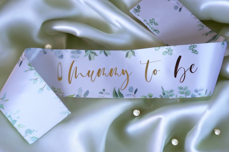 Custom 'mummy to Be' Satin Sash: Floral Baby Shower Sash - Etsy Australia