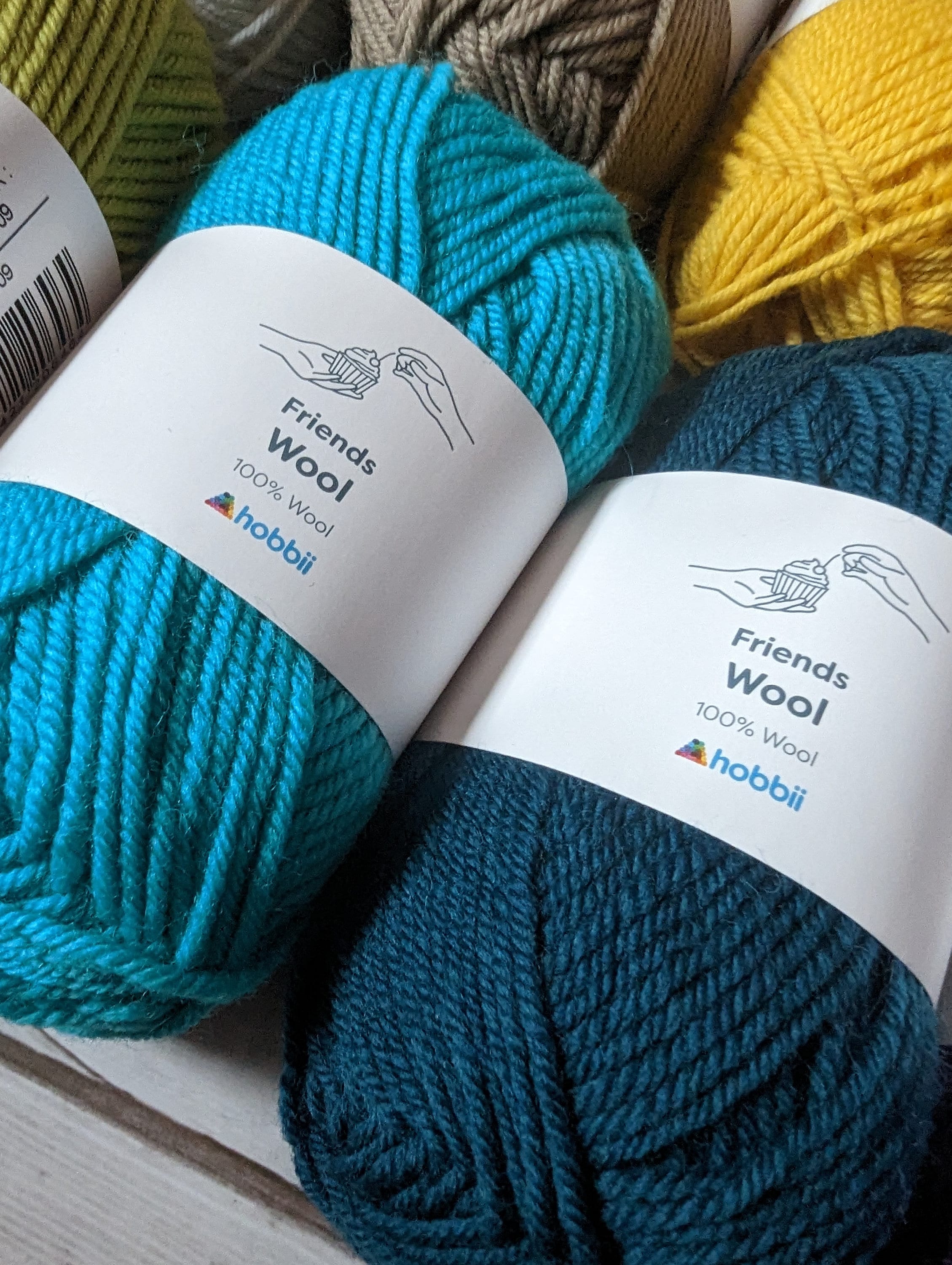 Hobbii Friends Wool | weiches elastisches Garn in verschiedenen Farben ...