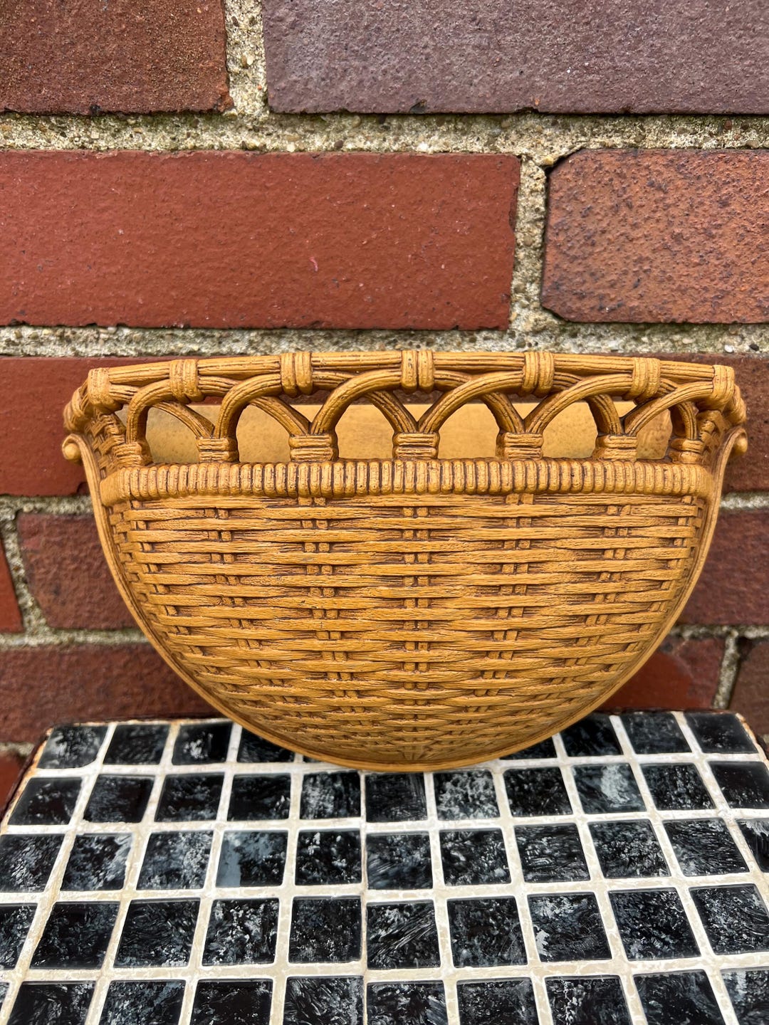 Vintage Plastic Wall Pocket Planter - Etsy