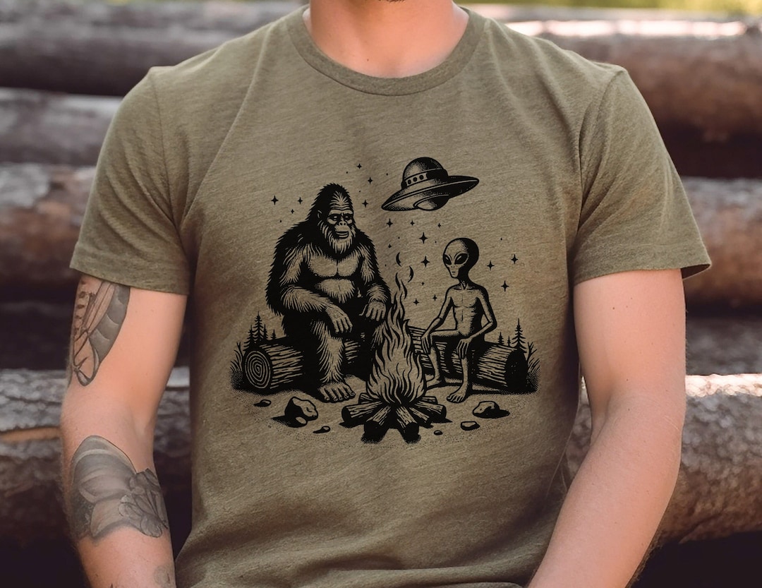 Bigfoot and Alien Shirt Gift for Outdoor Lover, Sasquatch Shirts ...