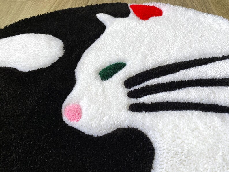 Handmade Tufted Cat Rug: Black & White Yin Yang Design - Etsy