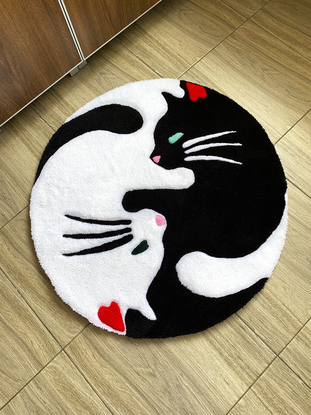 Handmade Tufted Cat Rug: Black & White Yin Yang Design - Etsy