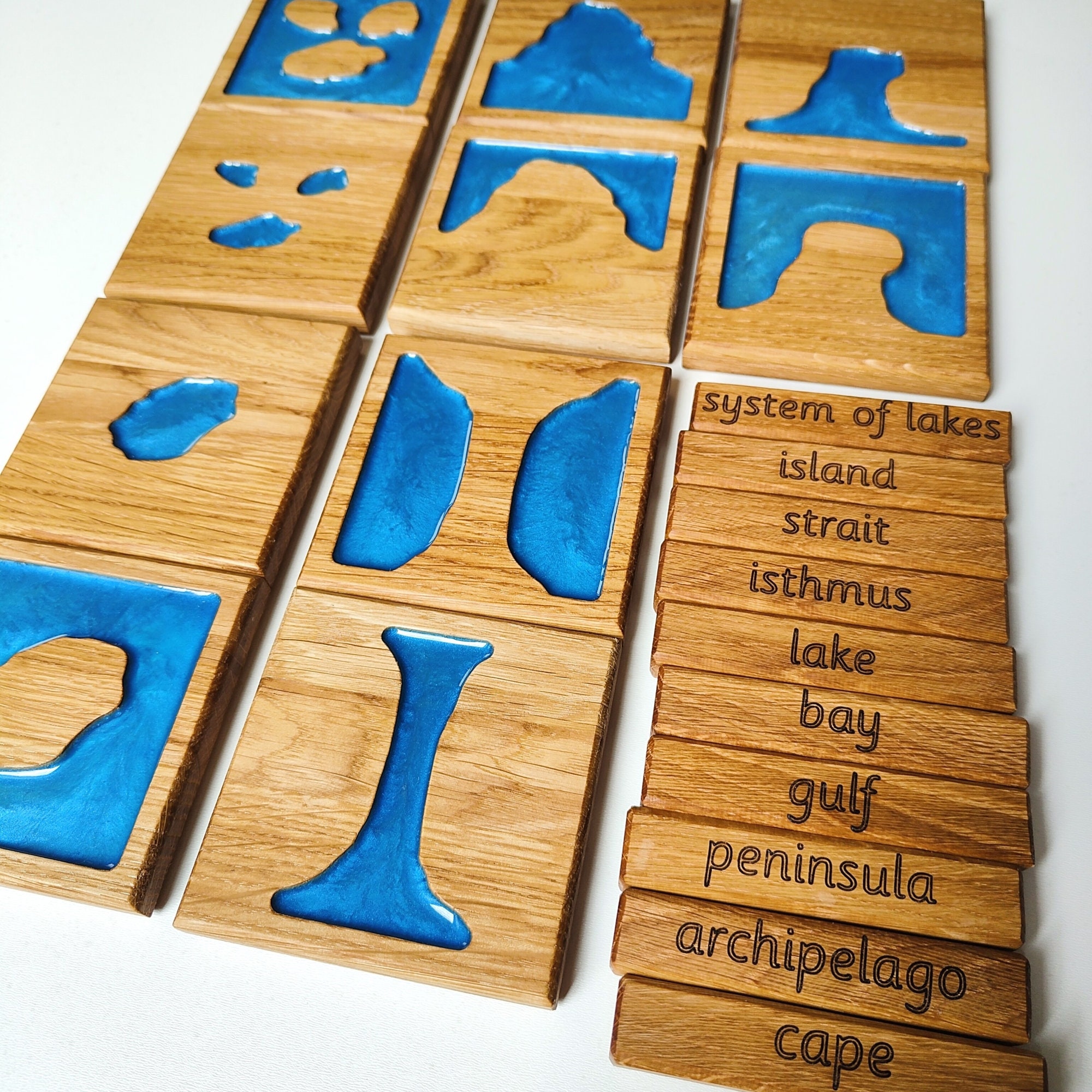 Dąb Montessori Land and Water Forms, Zestaw 10 Płytek Z Drewna Dębowego ...
