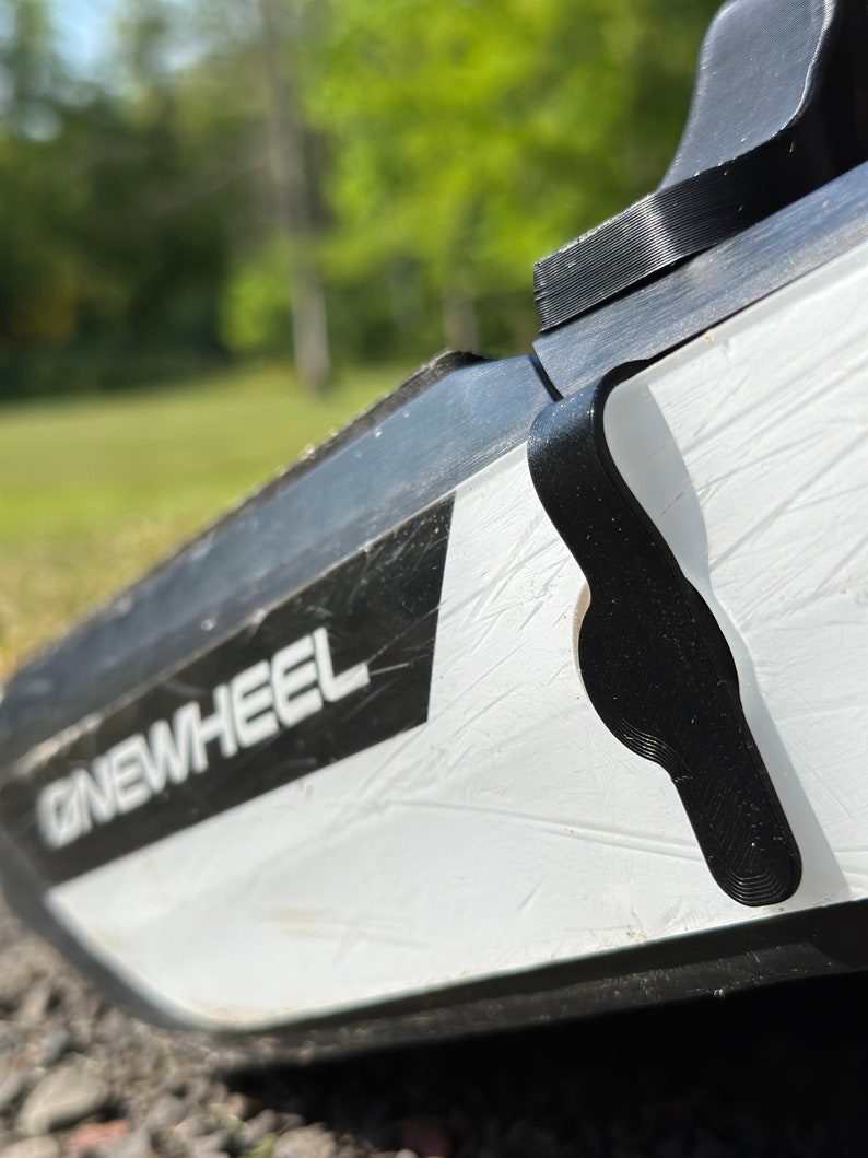 Onewheel GT Tethered Charger Plug With GT Logo - Etsy