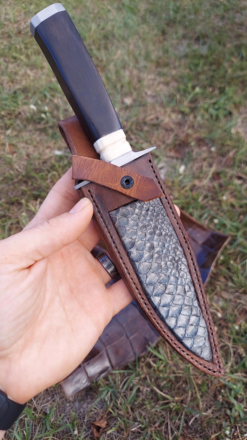 Cowboy "gentleman's" Handmade Bowie Knife With Custom Snakeskin Inlay ...