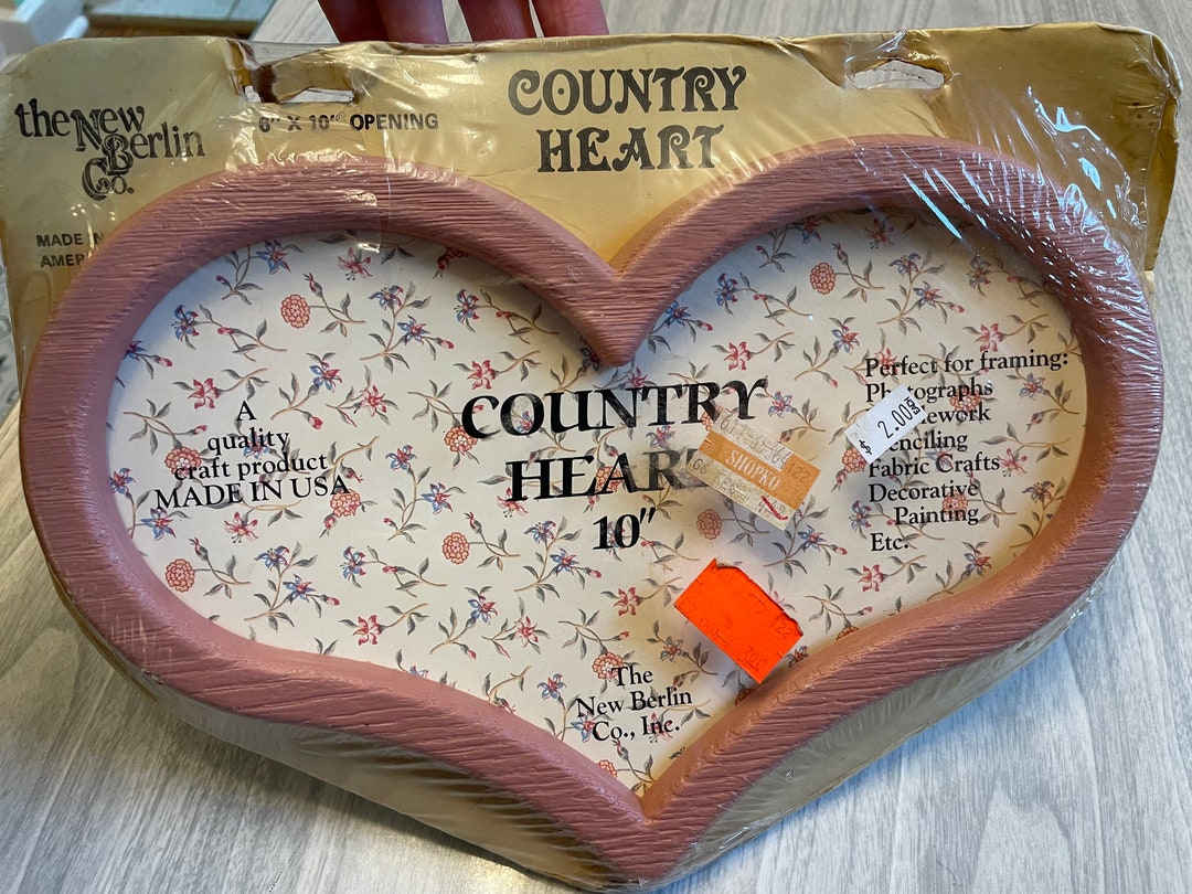 Vintage 80s Country Heart Frame. 80s Country Decor. Grandmacore Decor ...