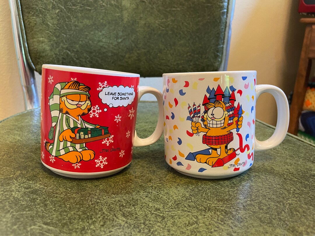 Vintage Garfield Holiday Mugs: Christmas & 4th of July Set - Etsy
