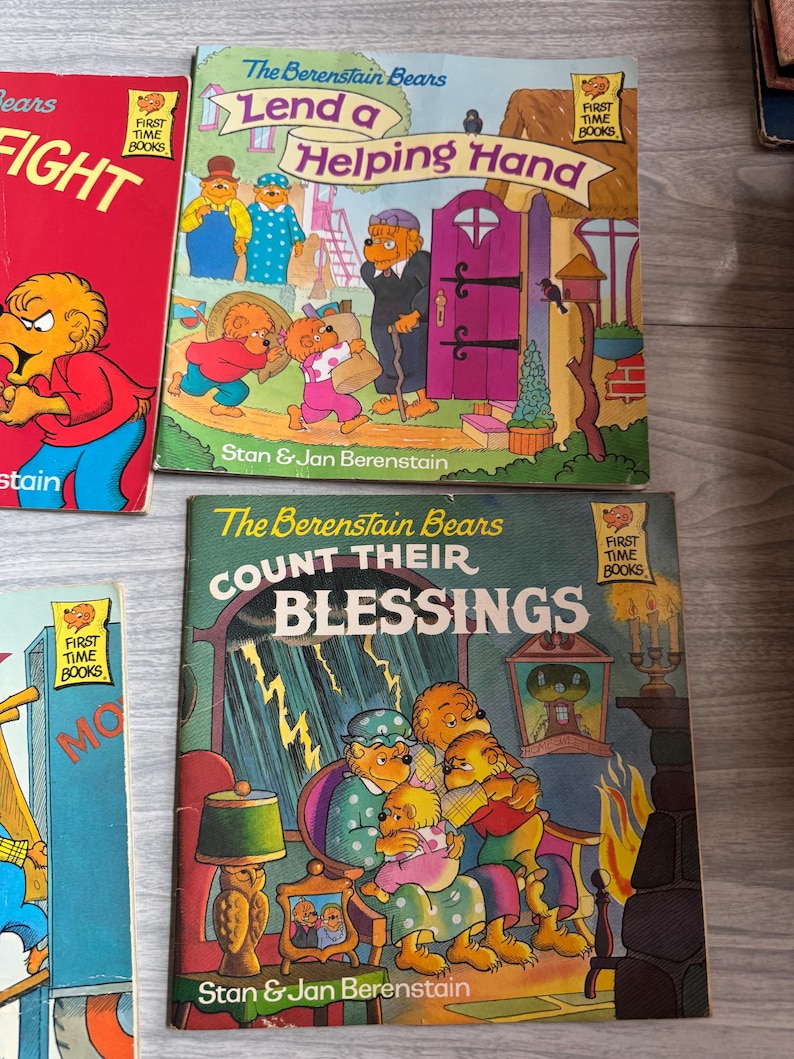 Vintage Lot of 9 Berenstain Bears Books. 1980s-2000s. 90s PBS Kids ...