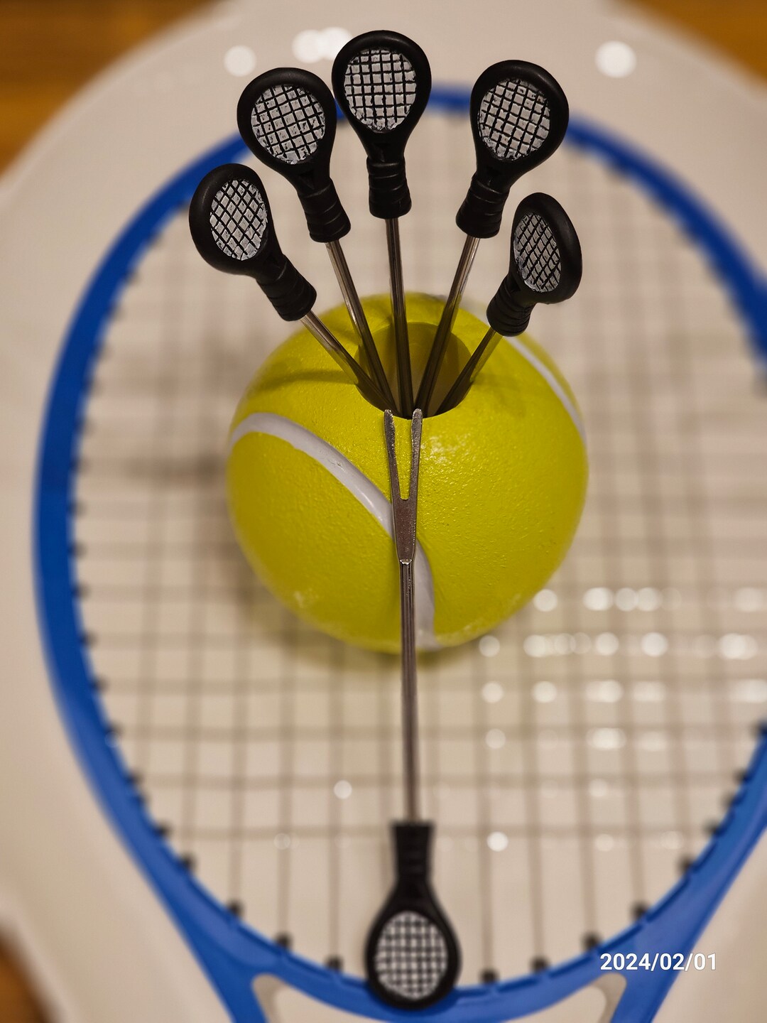 TENNIS Cocktail PICK Set/6 Pcs With Ball Holder-an Ideal Choice for ...