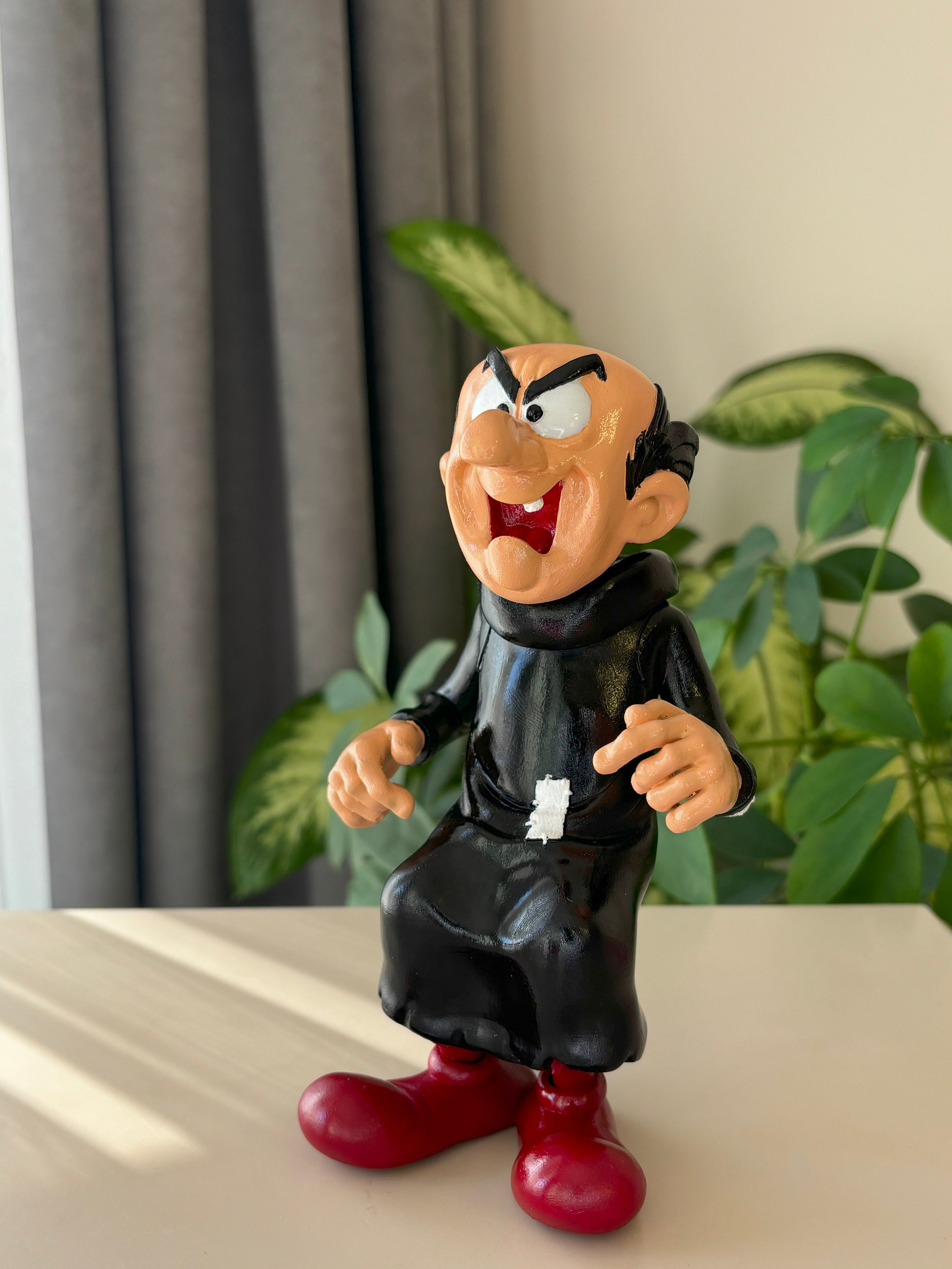 Smurfs Diorama - Gargamel & Azrael Figure, Collectible Smurfs Display ...