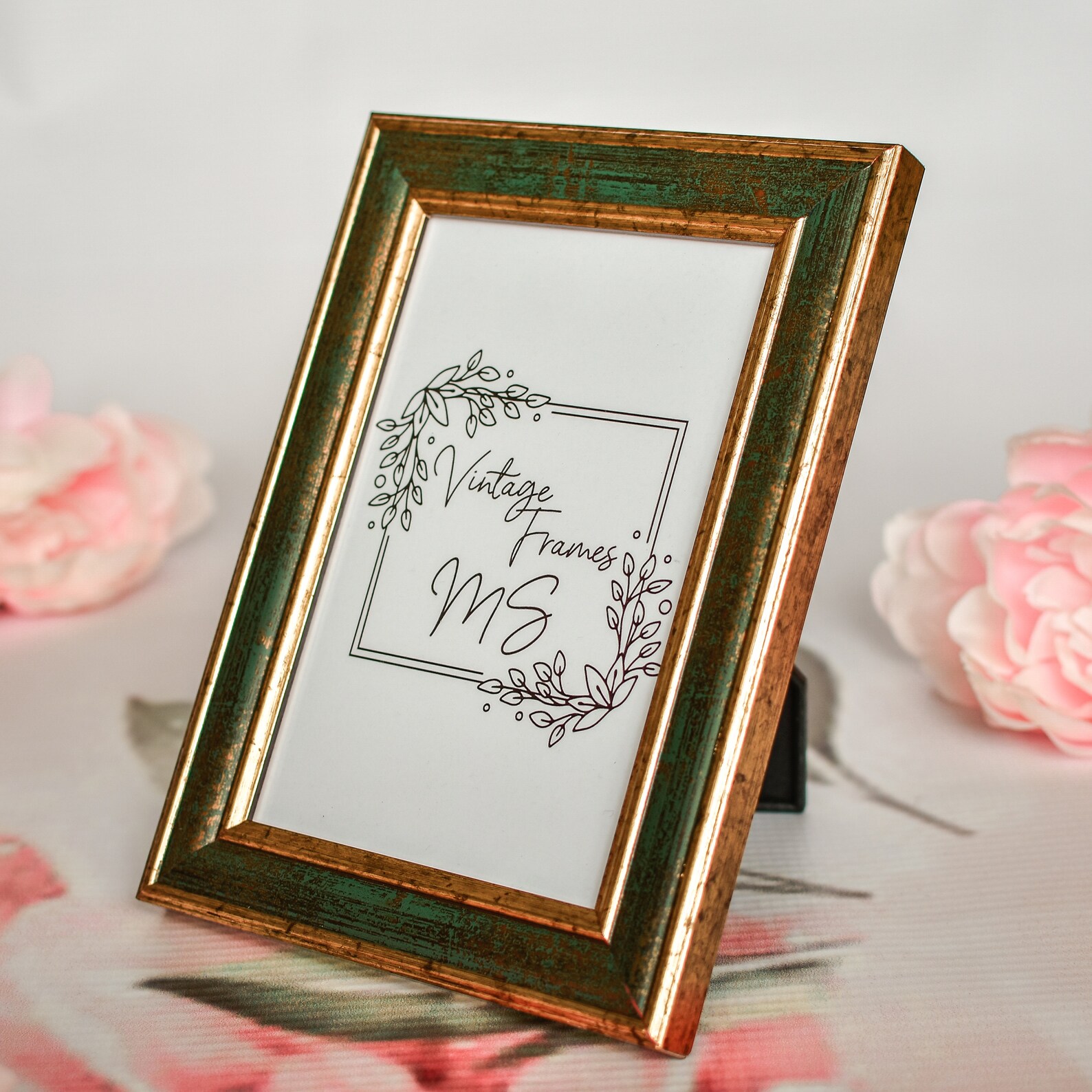 Elegant Vintage Wood Frame. Gold and Dark Green Color. Vintage Style ...