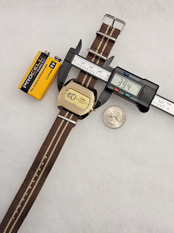 Retro Jump Hour Watch Chateau Digital Swiss Watch On … - Gem