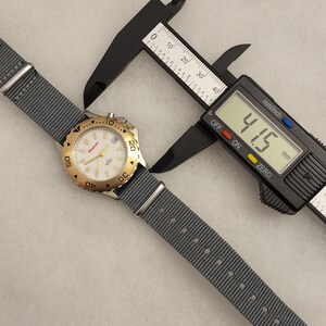 Retro Two Tone Diver Watch Snap on Quartz With Rotating Bezel and Push ...