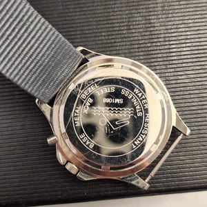 Retro Two Tone Diver Watch Snap on Quartz With Rotating Bezel and Push ...