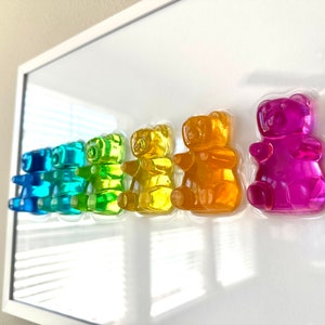 Rainbow Gummy Bear Resin Wall Art 12x16, Gummy Bear Pop Art, Epoxy Home ...